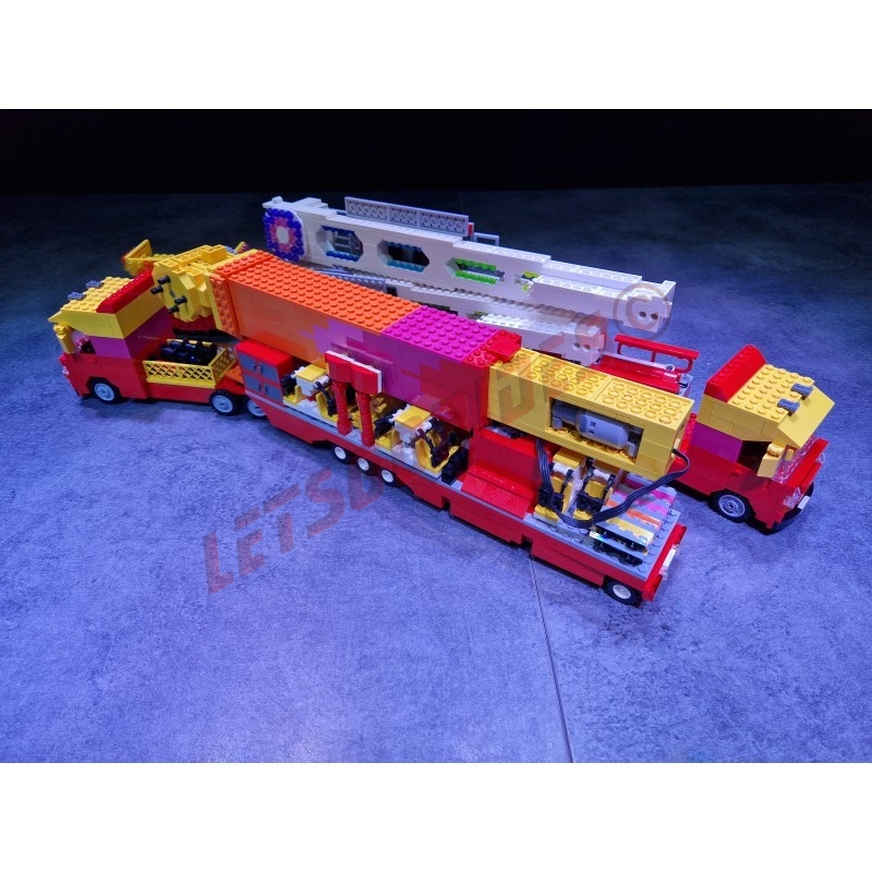 Giant Booster - LEGO® bricks fairground attraction Product type ...