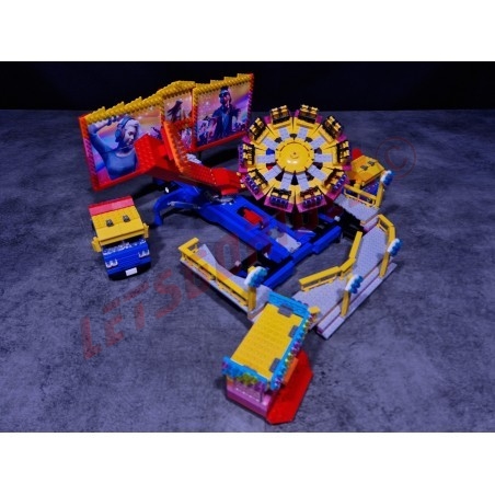 Heavy Rotation - LEGO® bricks fairground attraction